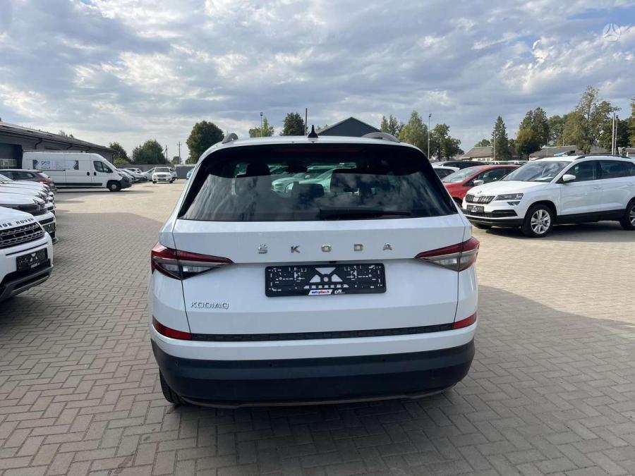 Balts Skoda Kodiaq 2023 Tauragė, ar dzinēja tilpumu 2.00 L un nobraukumu 287 tūkst. km par 14900 €, foto 11 vietnē AUTOMOTO.COM.LV