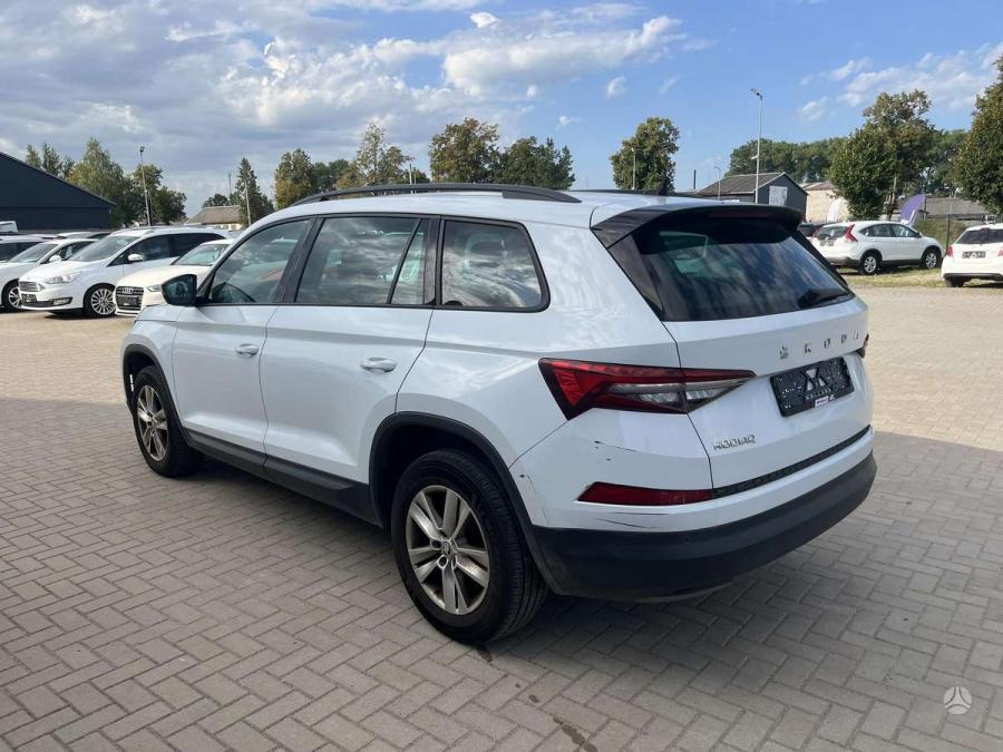 Balts Skoda Kodiaq 2023 Tauragė, ar dzinēja tilpumu 2.00 L un nobraukumu 287 tūkst. km par 14900 €, foto 12 vietnē AUTOMOTO.COM.LV