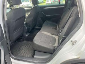 Balts Skoda Kodiaq 2023 Tauragė, ar dzinēja tilpumu 2.00 L un nobraukumu 287 tūkst. km par 14900 €, foto 19 vietnē AUTOMOTO.COM.LV