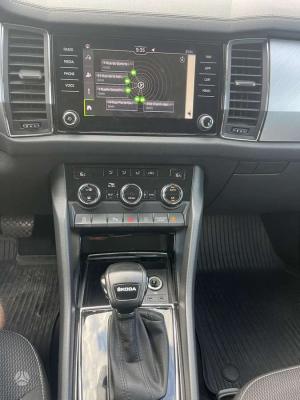 Balts Skoda Kodiaq 2023 Tauragė, ar dzinēja tilpumu 2.00 L un nobraukumu 287 tūkst. km par 14900 €, foto 26 vietnē AUTOMOTO.COM.LV