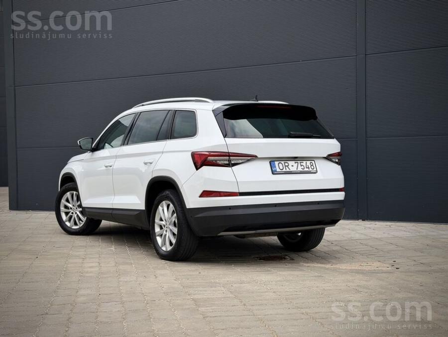 Balts Skoda Kodiaq 2023 Rīga, ar dzinēja tilpumu 2.00 L un nobraukumu 207 tūkst. km par 22495 €, foto 3 vietnē AUTOMOTO.COM.LV
