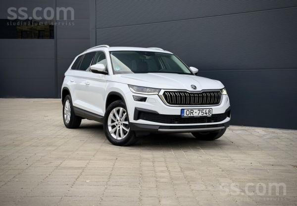 Skoda Kodiaq 2023 Rīga vietnē Balts Skoda Kodiaq 2023 Rīga, ar dzinēja tilpumu 2.00 L un nobraukumu 207 tūkst. km par 22495 €, foto 5 vietnē AUTOMOTO.COM.LV