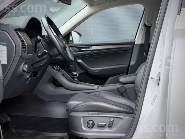 Skoda Kodiaq 2023 Rīga vietnē Balts Skoda Kodiaq 2023 Rīga, ar dzinēja tilpumu 2.00 L un nobraukumu 207 tūkst. km par 22495 €, foto 11 vietnē AUTOMOTO.COM.LV