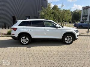 Белый Шкода Kodiaq 2023 в Каунас, объемом двигателя 2.00 л и пробегом 190 тыс. км за 17900 €, фото 5 на AUTOMOTO.COM.LV