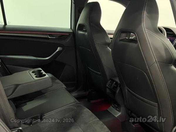 Balts Skoda Kodiaq 2024 Tallina, ar dzinēja tilpumu 2.00 L un nobraukumu 28 tūkst. km par 37900 €, foto 4 vietnē AUTOMOTO.COM.LV