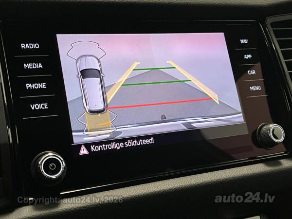 Белый Шкода Kodiaq 2024 в Таллин, объемом двигателя 2.00 л и пробегом 28 тыс. км за 37900 €, фото 11 на AUTOMOTO.COM.LV