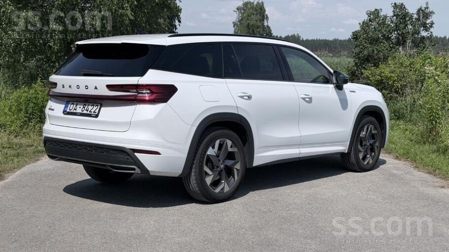 Белый Шкода Kodiaq 2024 в Рига, объемом двигателя 1.50 л и пробегом 28 тыс. км за 34800 €, фото 14 на AUTOMOTO.COM.LV