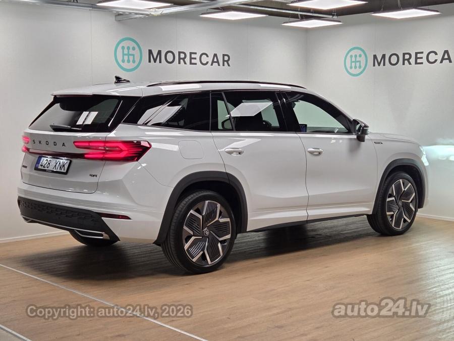 White Skoda Kodiaq 2024 in Tallinn, with an engine capacity of 2.00 L and mileage of 17 thousand km for 45900 €, photo 5 on AUTOMOTO.COM.LV