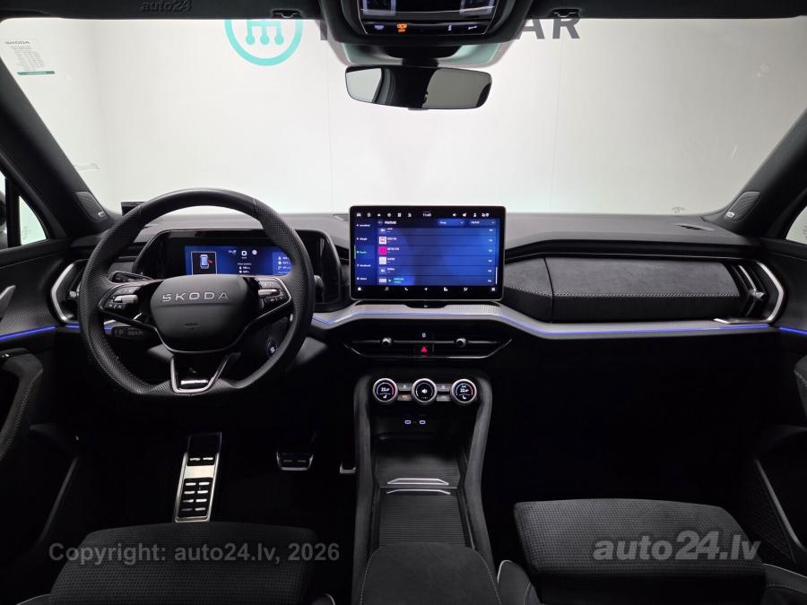 White Skoda Kodiaq 2024 in Tallinn, with an engine capacity of 2.00 L and mileage of 17 thousand km for 45900 €, photo 9 on AUTOMOTO.COM.LV