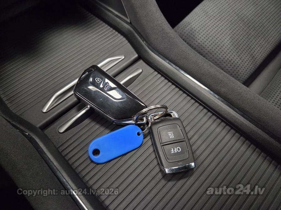 White Skoda Kodiaq 2024 in Tallinn, with an engine capacity of 2.00 L and mileage of 17 thousand km for 45900 €, photo 13 on AUTOMOTO.COM.LV