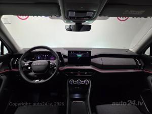Balts Skoda Kodiaq 2025 Tallina, ar dzinēja tilpumu 1.50 L un nobraukumu 9 tūkst. km par 37900 €, foto 8 vietnē AUTOMOTO.COM.LV