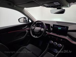 Balts Skoda Kodiaq 2025 Tallina, ar dzinēja tilpumu 1.50 L un nobraukumu 9 tūkst. km par 37900 €, foto 11 vietnē AUTOMOTO.COM.LV