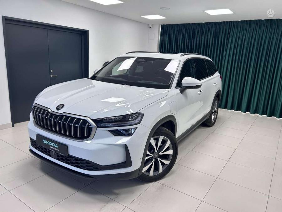 Balts Skoda Kodiaq 2025 Viļņa, ar dzinēja tilpumu 1.50 L un nobraukumu 29 tūkst. km par 43500 €, foto 3 vietnē AUTOMOTO.COM.LV
