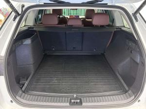 Balts Skoda Kodiaq 2025 Viļņa, ar dzinēja tilpumu 1.50 L un nobraukumu 29 tūkst. km par 43500 €, foto 9 vietnē AUTOMOTO.COM.LV