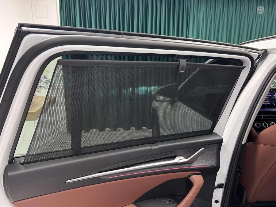 Balts Skoda Kodiaq 2025 Viļņa, ar dzinēja tilpumu 1.50 L un nobraukumu 29 tūkst. km par 43500 €, foto 19 vietnē AUTOMOTO.COM.LV
