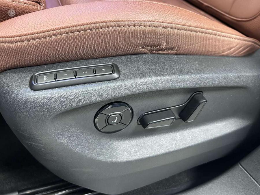 Balts Skoda Kodiaq 2025 Viļņa, ar dzinēja tilpumu 1.50 L un nobraukumu 29 tūkst. km par 43500 €, foto 20 vietnē AUTOMOTO.COM.LV