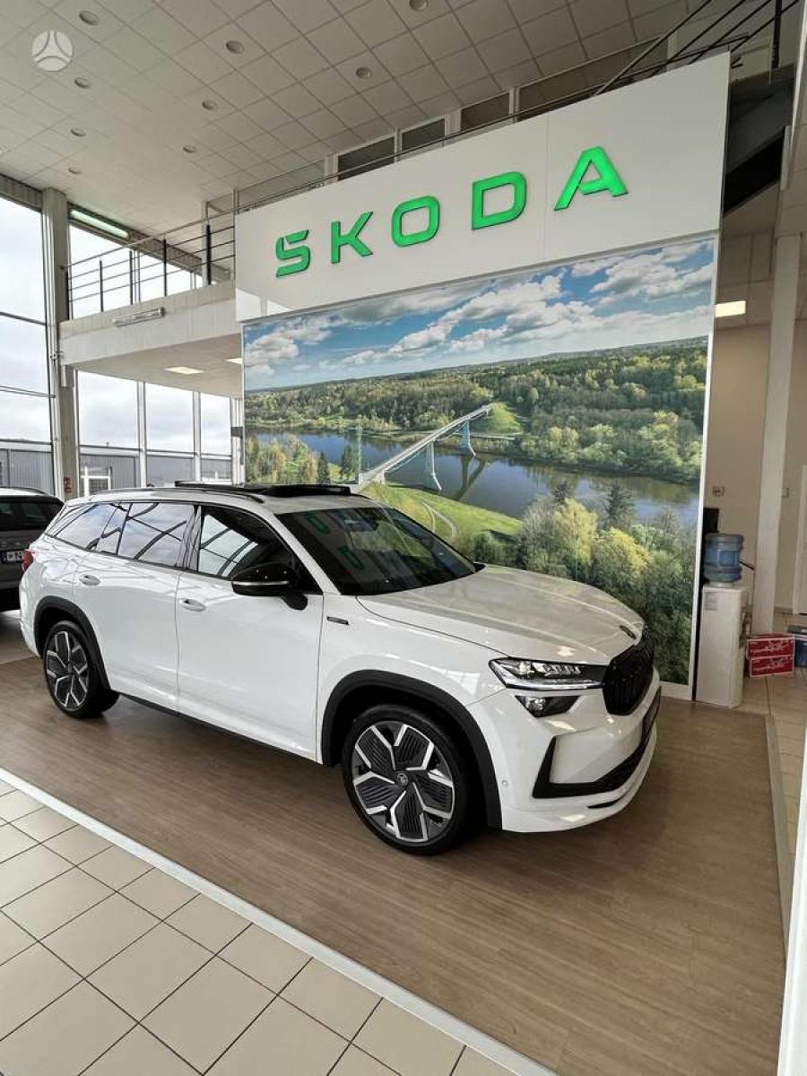 White Skoda Kodiaq 2025 in Alytus, with an engine capacity of 1.50 L and mileage of 0 thousand km for 42900 €, photo 3 on AUTOMOTO.COM.LV