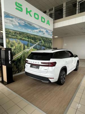 White Skoda Kodiaq 2025 in Alytus, with an engine capacity of 1.50 L and mileage of 0 thousand km for 42900 €, photo 7 on AUTOMOTO.COM.LV