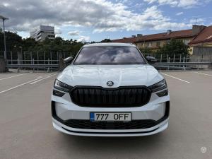 Balts Skoda Kodiaq 2025 Tallina, ar dzinēja tilpumu 1.50 L un nobraukumu 9 tūkst. km par 41140 €, foto 4 vietnē AUTOMOTO.COM.LV