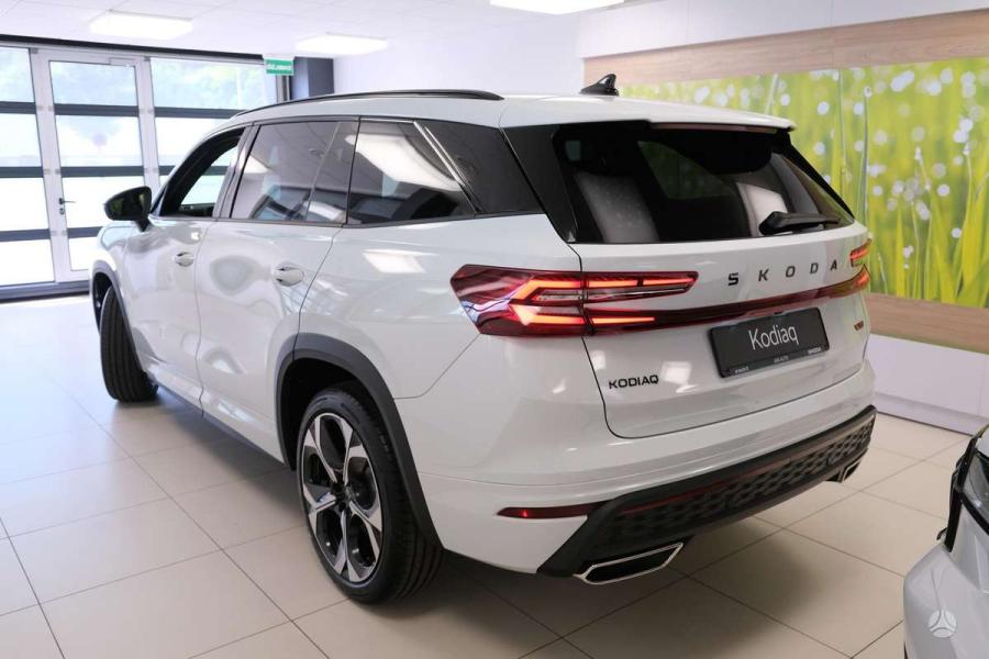 Balts Skoda Kodiaq 2026 Viļņa, ar dzinēja tilpumu 1.98 L un nobraukumu 15 tūkst. km par 50900 €, foto 5 vietnē AUTOMOTO.COM.LV