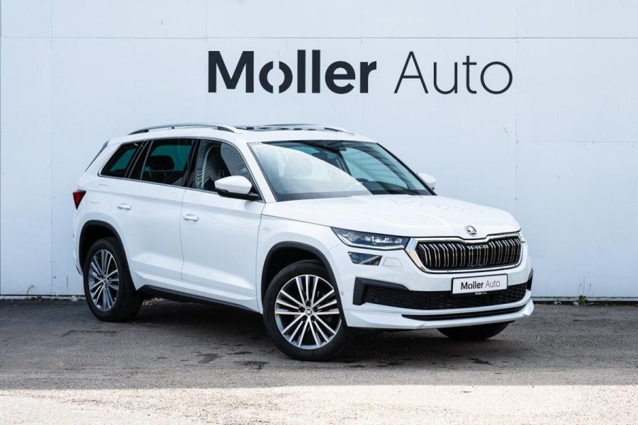 White Skoda Kodiaq 2023 in Riga, with an engine capacity of 2.00 L and mileage of 146 thousand km for 29500 €, photo 3 on AUTOMOTO.COM.LV