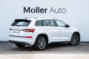 Белый Шкода Kodiaq 2023 в Рига, объемом двигателя 2.00 л и пробегом 146 тыс. км за 29500 €, фото 5 на AUTOMOTO.COM.LV