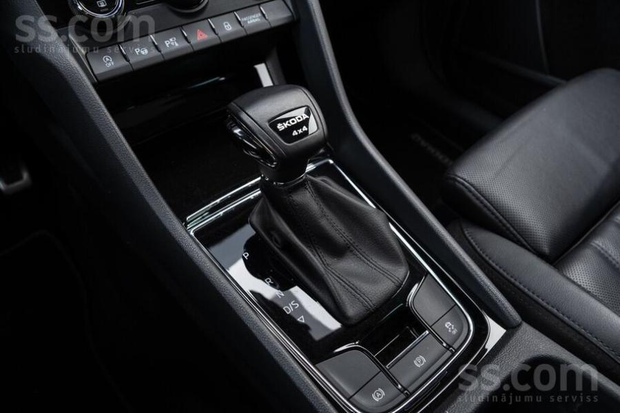 Белый Шкода Kodiaq 2023 в Рига, объемом двигателя 2.00 л и пробегом 146 тыс. км за 29500 €, фото 29 на AUTOMOTO.COM.LV
