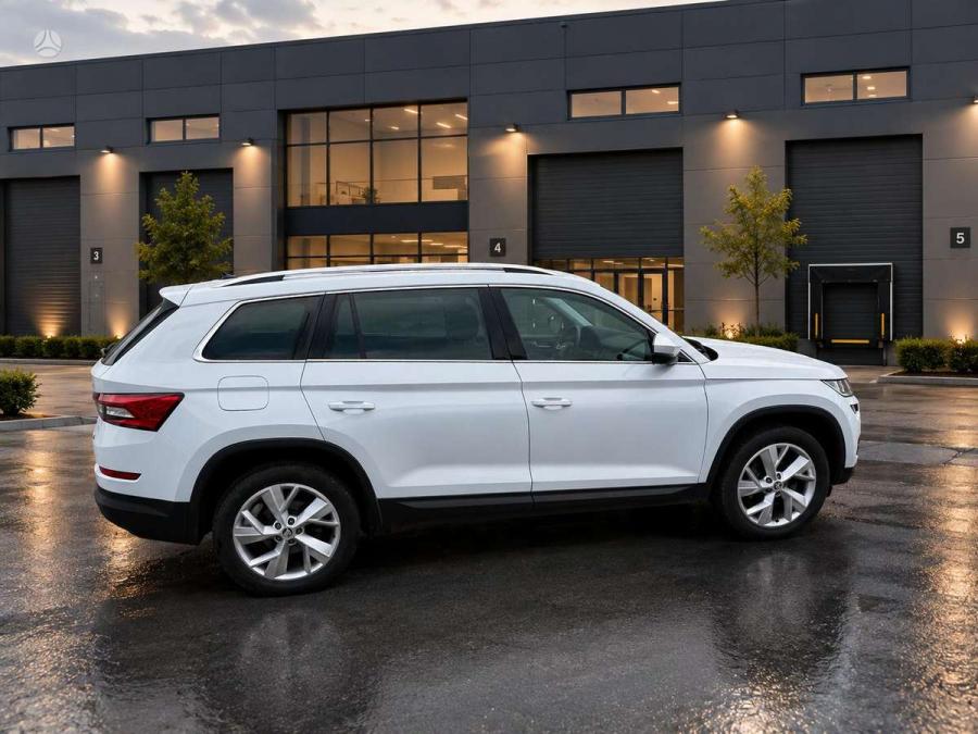 Белый Шкода Kodiaq 2017 в Вильнюс, объемом двигателя 1.97 л и пробегом 179 тыс. км за 16900 €, фото 7 на AUTOMOTO.COM.LV