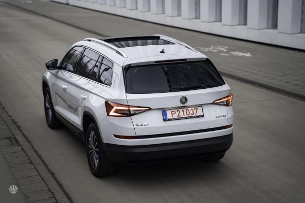 Balts Skoda Kodiaq 2019 Viļņa, ar dzinēja tilpumu 1.50 L un nobraukumu 216 tūkst. km par 18300 €, foto 3 vietnē AUTOMOTO.COM.LV