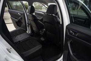 Balts Skoda Kodiaq 2019 Viļņa, ar dzinēja tilpumu 1.50 L un nobraukumu 216 tūkst. km par 16200 €, foto 26 vietnē AUTOMOTO.COM.LV