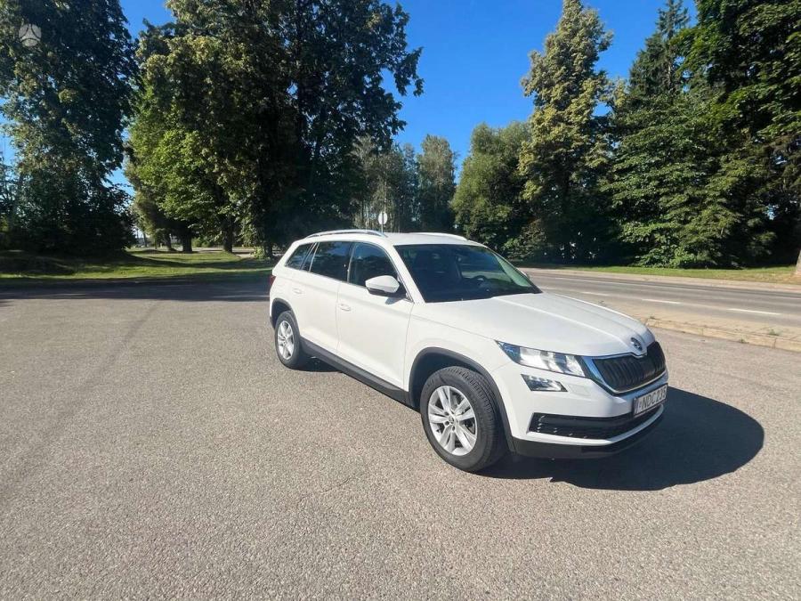 Balts Skoda Kodiaq 2019 Viļņa, ar dzinēja tilpumu 1.97 L un nobraukumu 219 tūkst. km par 16750 €, foto 7 vietnē AUTOMOTO.COM.LV
