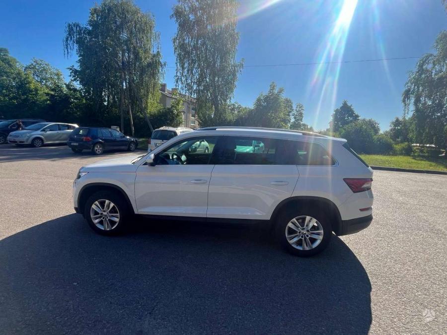Balts Skoda Kodiaq 2019 Viļņa, ar dzinēja tilpumu 1.97 L un nobraukumu 219 tūkst. km par 16750 €, foto 9 vietnē AUTOMOTO.COM.LV