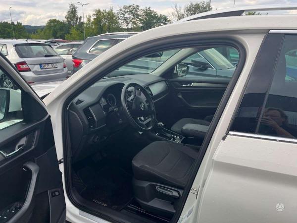 Белый Шкода Kodiaq 2019 в Вильнюс, объемом двигателя 1.97 л и пробегом 219 тыс. км за 16750 €, фото 11 на AUTOMOTO.COM.LV