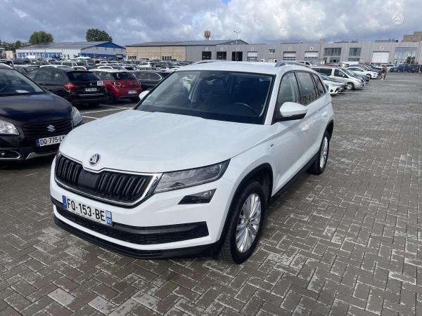 White Skoda Kodiaq 2020 in Taurage, with an engine capacity of 2.00 L and mileage of 245 thousand km for 14500 €, photo 1 on AUTOMOTO.COM.LV