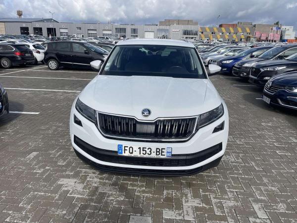 White Skoda Kodiaq 2020 in Taurage, with an engine capacity of 2.00 L and mileage of 245 thousand km for 14500 €, photo 3 on AUTOMOTO.COM.LV