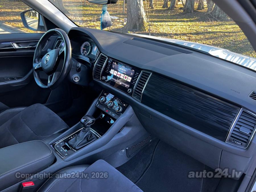 Balts Skoda Kodiaq 2017 Tallina, ar dzinēja tilpumu 2.00 L un nobraukumu 283 tūkst. km par 18900 €, foto 24 vietnē AUTOMOTO.COM.LV