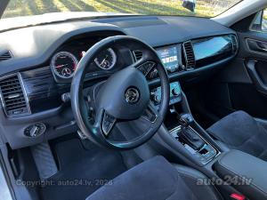 Balts Skoda Kodiaq 2017 Tallina, ar dzinēja tilpumu 2.00 L un nobraukumu 283 tūkst. km par 18900 €, foto 25 vietnē AUTOMOTO.COM.LV