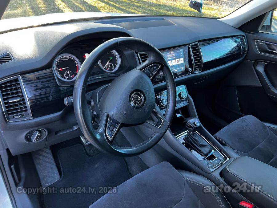 Balts Skoda Kodiaq 2017 Tallina, ar dzinēja tilpumu 2.00 L un nobraukumu 283 tūkst. km par 18900 €, foto 25 vietnē AUTOMOTO.COM.LV