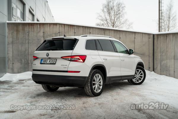 Белый Шкода Kodiaq 2018 в Тарту, объемом двигателя 2.00 л и пробегом 179 тыс. км за 23900 €, фото 8 на AUTOMOTO.COM.LV