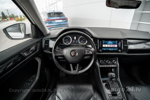 White Skoda Kodiaq 2018 in Tartu, with an engine capacity of 2.00 L and mileage of 179 thousand km for 23900 €, photo 9 on AUTOMOTO.COM.LV