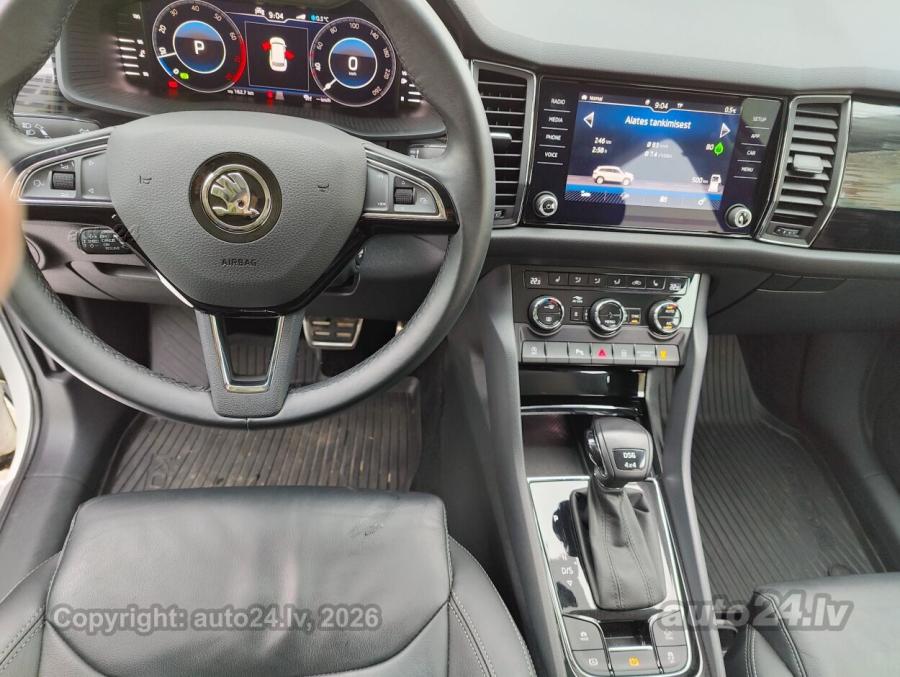 White Skoda Kodiaq 2019 in Voru, with an engine capacity of 2.00 L and mileage of 93 thousand km for 24500 €, photo 6 on AUTOMOTO.COM.LV