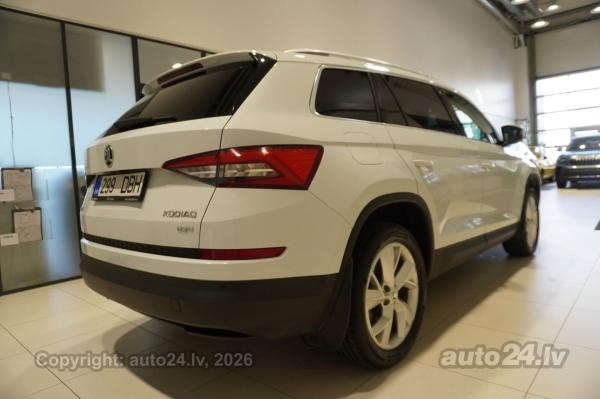 Белый Шкода Kodiaq 2019 в Таллин, объемом двигателя 2.00 л и пробегом 114 тыс. км за 23900 €, фото 3 на AUTOMOTO.COM.LV