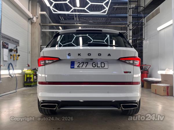 Белый Шкода Kodiaq 2019 в Таллин, объемом двигателя 2.00 л и пробегом 210 тыс. км за 27400 €, фото 6 на AUTOMOTO.COM.LV
