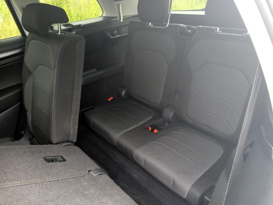 Balts Skoda Kodiaq 2019 Jehvi, ar dzinēja tilpumu 1.50 L un nobraukumu 196 tūkst. km par 18500 €, foto 13 vietnē AUTOMOTO.COM.LV