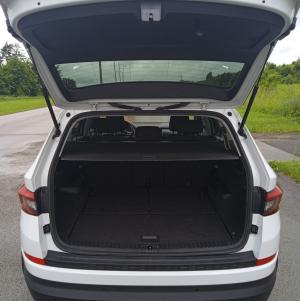 Balts Skoda Kodiaq 2019 Jehvi, ar dzinēja tilpumu 1.50 L un nobraukumu 196 tūkst. km par 18500 €, foto 14 vietnē AUTOMOTO.COM.LV