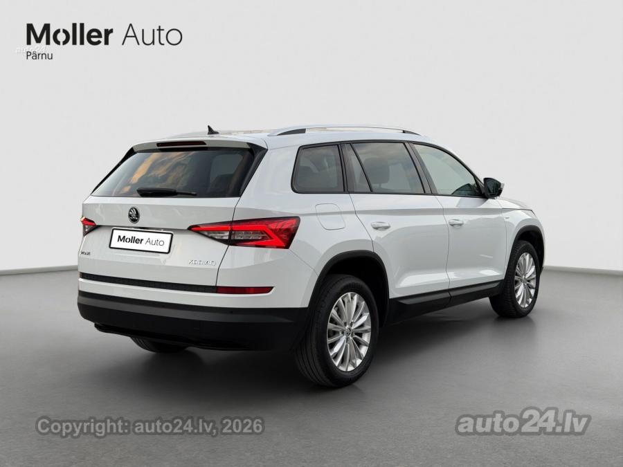 Balts Skoda Kodiaq 2019 Pērnava, ar dzinēja tilpumu 1.50 L un nobraukumu 123 tūkst. km par 22900 €, foto 3 vietnē AUTOMOTO.COM.LV