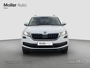 Balts Skoda Kodiaq 2019 Pērnava, ar dzinēja tilpumu 1.50 L un nobraukumu 123 tūkst. km par 22900 €, foto 4 vietnē AUTOMOTO.COM.LV