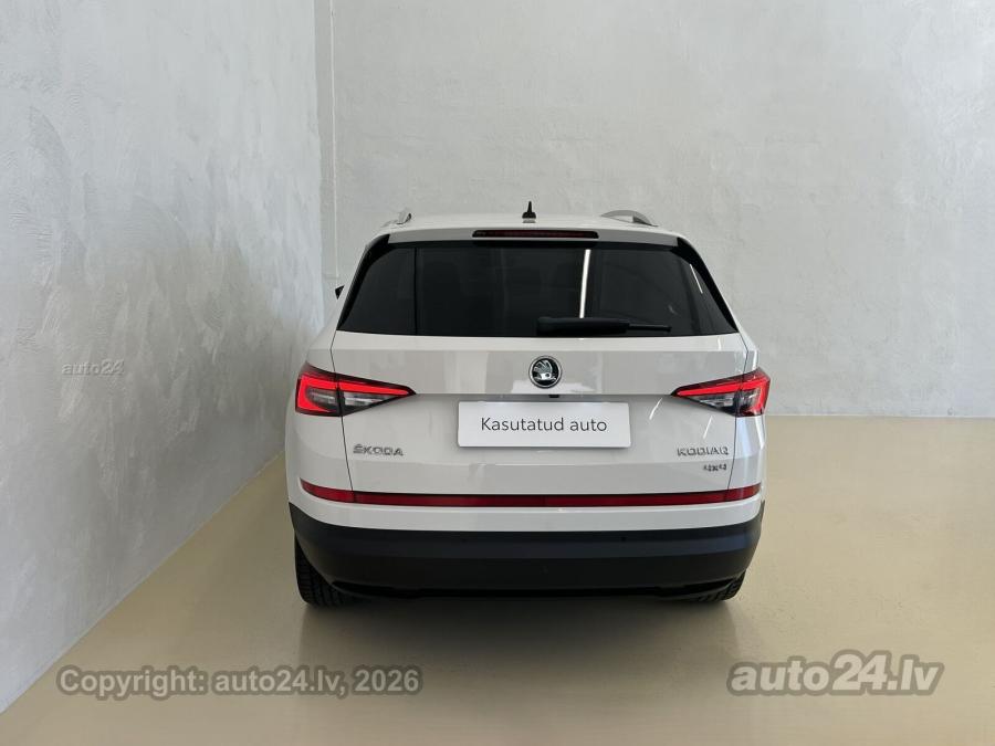 Белый Шкода Kodiaq 2019 в Раквере, объемом двигателя 1.97 л и пробегом 106 тыс. км за 20990 €, фото 15 на AUTOMOTO.COM.LV