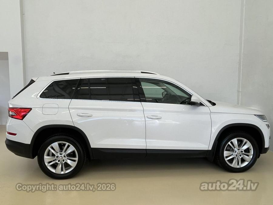Белый Шкода Kodiaq 2019 в Раквере, объемом двигателя 1.97 л и пробегом 106 тыс. км за 20990 €, фото 16 на AUTOMOTO.COM.LV
