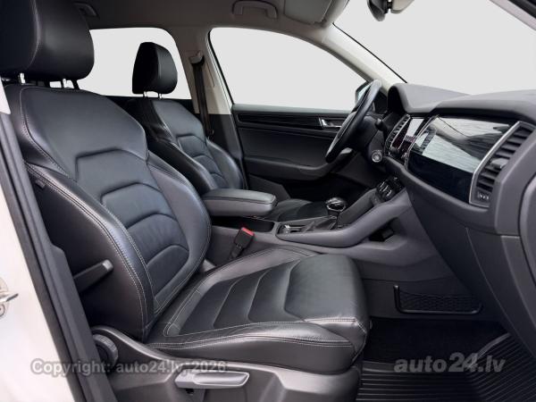 Белый Шкода Kodiaq 2019 в Пярну, объемом двигателя 2.00 л и пробегом 106 тыс. км за 26900 €, фото 6 на AUTOMOTO.COM.LV